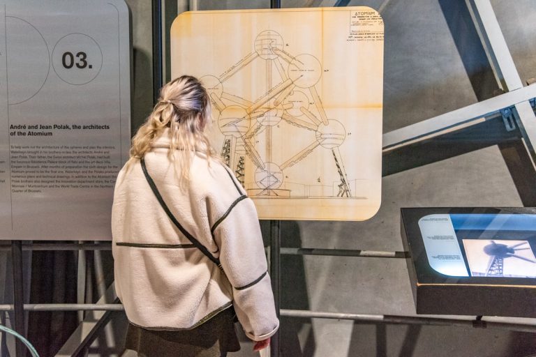 Visiter l'Atomium à Bruxelles : guide pratique